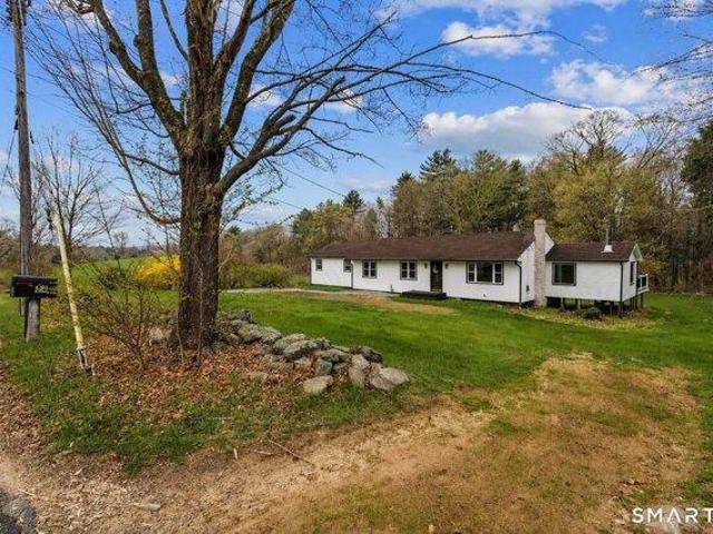 3 bedroom, Union CT 06076 103187974