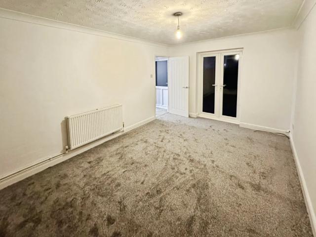 3 bedroom unspecified
