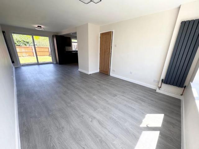3 bedroom unspecified