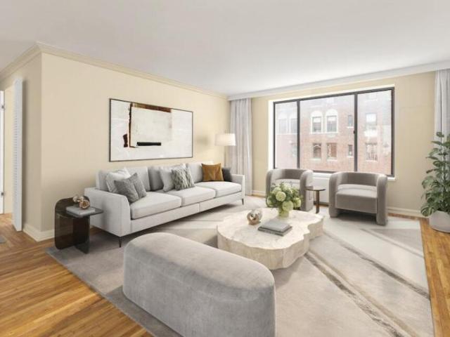 3 bedroom, Upper East Side NY 95693129