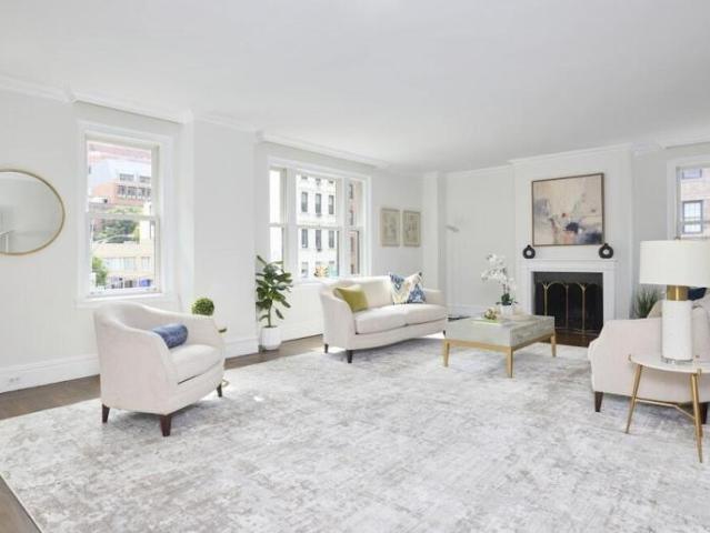 3 bedroom, Upper East Side NY 96461964
