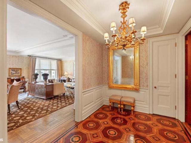 3 bedroom, Upper East Side NY 98330559