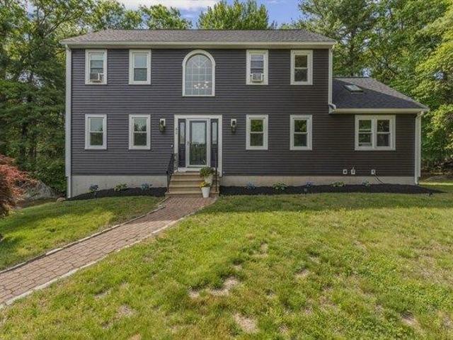 3 bedroom, Uxbridge MA 01569 102959390