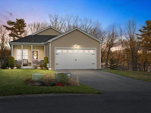 3 bedroom, Uxbridge MA 01569 103100860