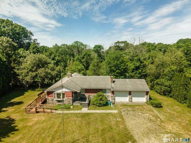 3 bedroom, Voluntown CT 06384 104762197