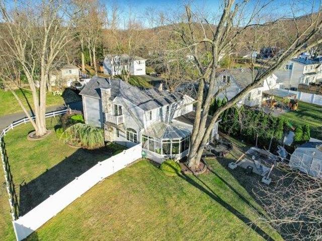 3 bedroom, Valley Cottage NY 10989 LS101781916