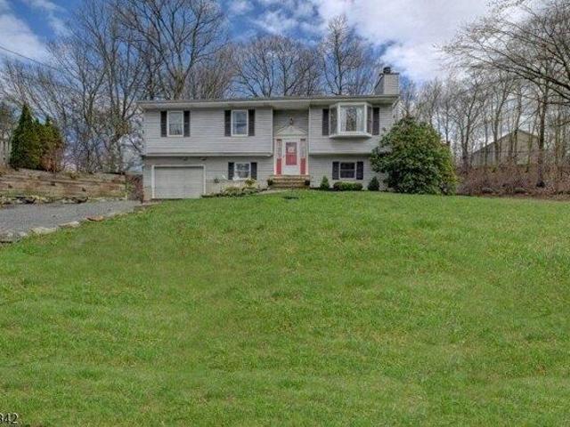 3 bedroom, Vernon NJ 07422 LS102824147