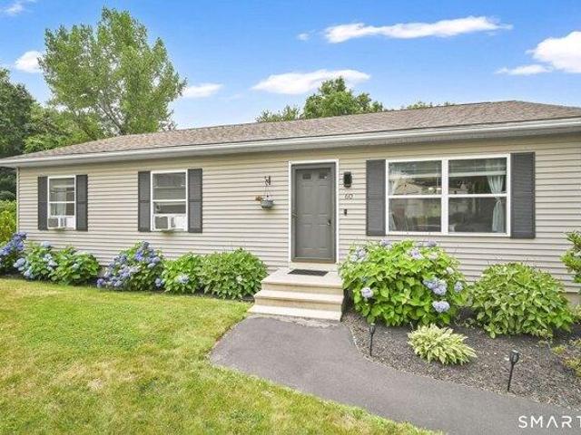3 bedroom, Vernon CT 06066 104296780