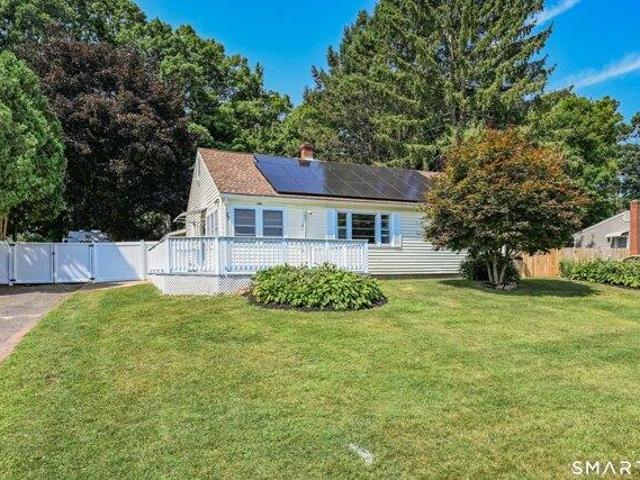 3 bedroom, Vernon CT 06066 104690797