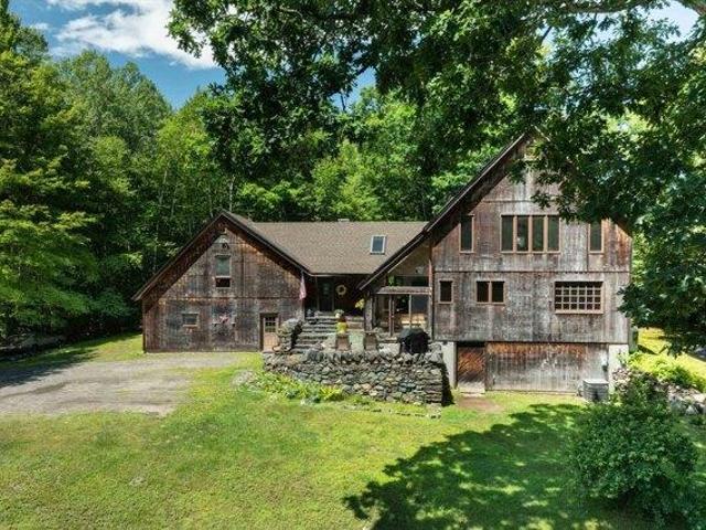 3 bedroom, Vernon VT 05354 105142753