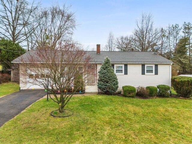 3 bedroom, Vestal NY 13850 103599838