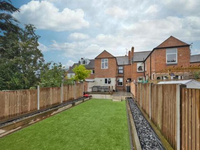 3 Bedroom Villa For Sale In Syston, Leicester