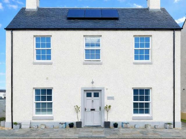 3 Bedroom Villa House