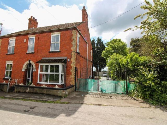 3 bedroom village house for sale