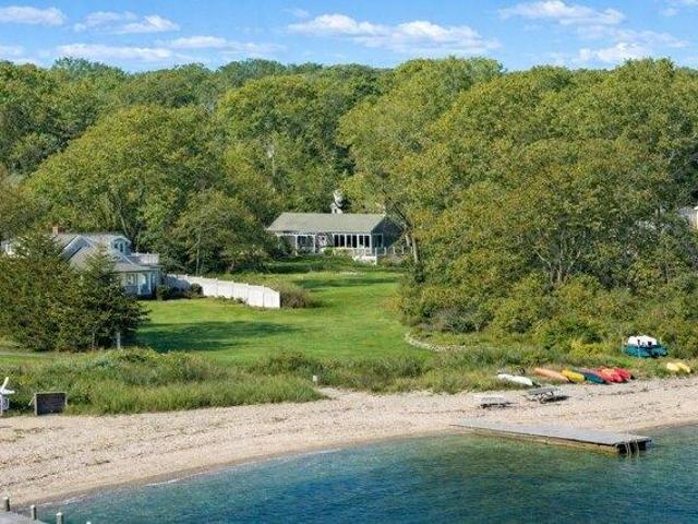 3 bedroom, Vineyard Haven MA 02568 102088869