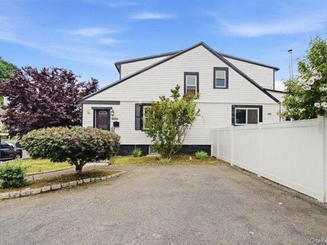 3 bedroom, Yonkers NY 10704 103627980