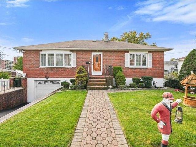 3 bedroom, Yonkers NY 10710 104921421