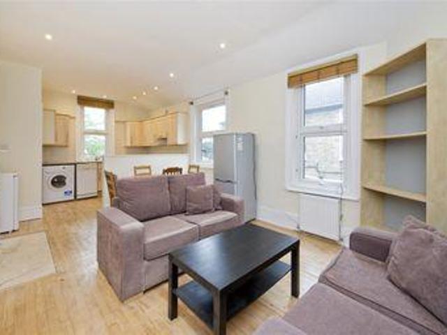 3 Bedrooms Maisonette for rent in Collingbourne Road, London W12