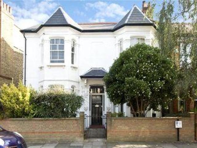 3 Bedrooms Maisonette for rent in Cleveland Gardens, London SW13