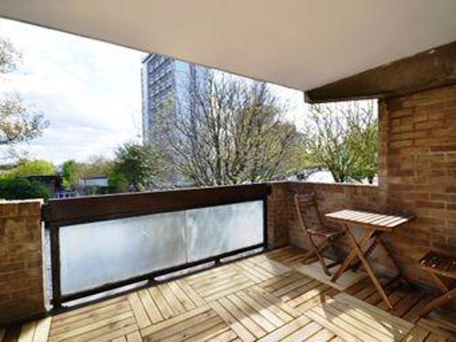 3 Bedrooms Maisonette for rent in Aldsworth Close, Maida Vale, London W9