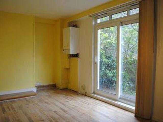 3 Bedrooms Maisonette for rent in Boundary Road, Swiss Cottage NW8