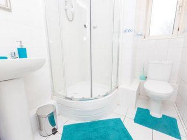 3 Bedrooms Maisonette for rent in Broodlove Lane, London E1W