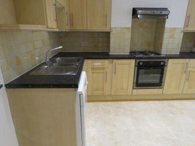 3 Bedrooms Maisonette for rent in Davigdor Road, Hove BN3