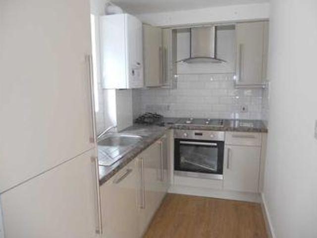3 Bedrooms Maisonette for rent in Hay Lane, London NW9