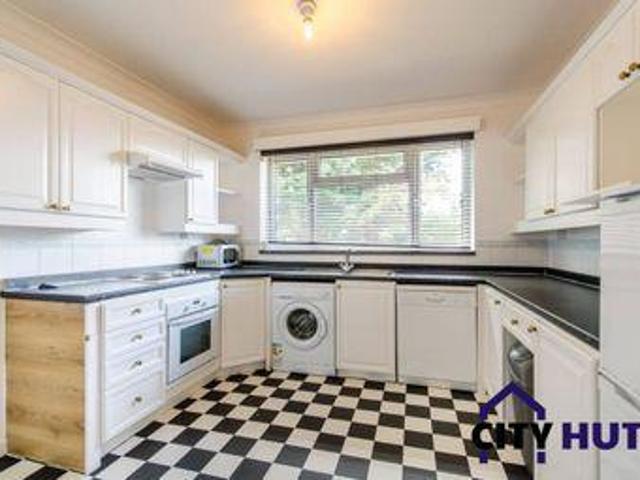 3 Bedrooms Maisonette for rent in Hungerford Road, London N7