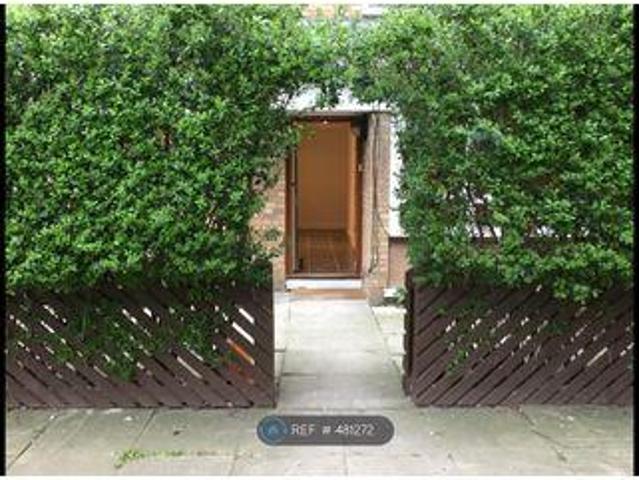 3 Bedrooms Maisonette for rent in Margaret Herbison House, London SW6