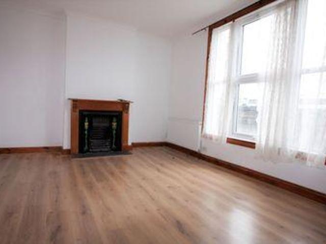 3 Bedrooms Maisonette for rent in Newhaven Road, London SE25