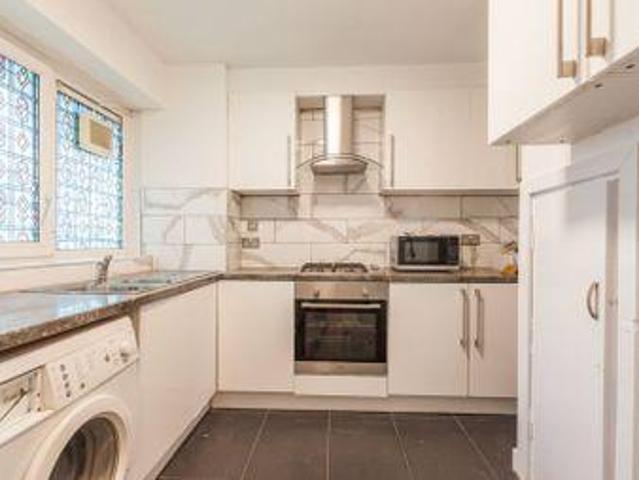 3 Bedrooms Maisonette for rent in Rupert Gardens, Brixton SW9