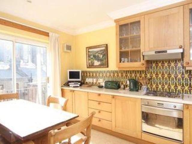 3 Bedrooms Maisonette for rent in Warwick Way, London SW1V