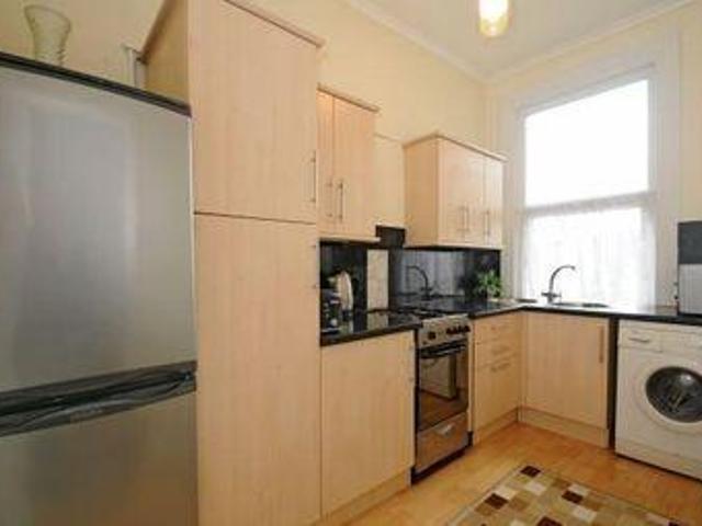 3 Bedrooms Maisonette for rent in Windemere Road, London N19