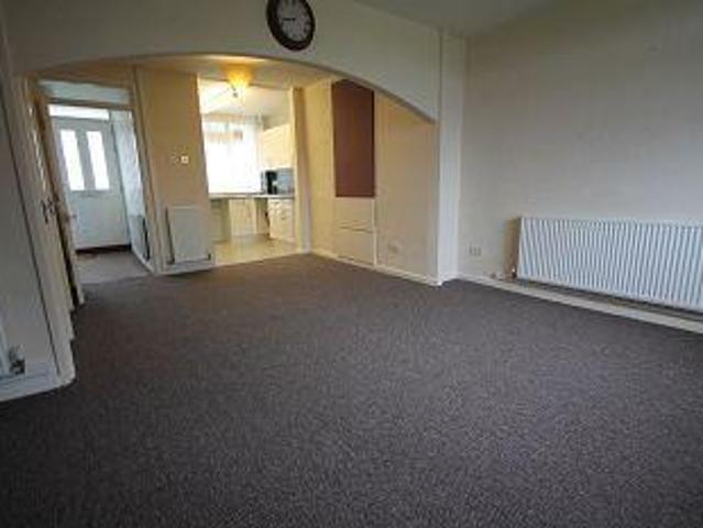 3 Bedrooms Maisonette for rent in Winn Grove, Sheffield S6