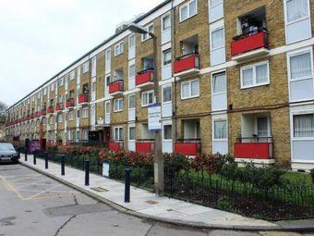 3 Bedrooms Maisonette for sale in Candy Street, London E3