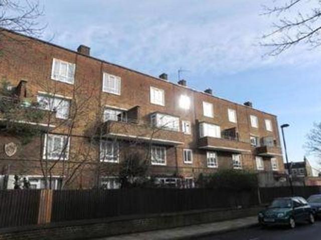 3 Bedrooms Maisonette for sale in Crouch Hall Court, Sparsholt Road, Crouch Hill, London N19