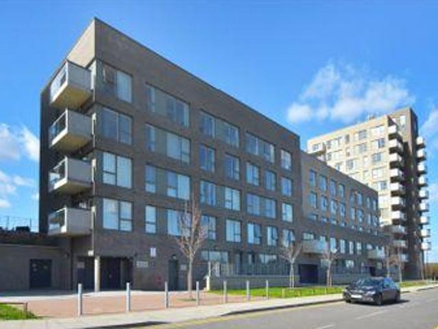 3 Bedrooms Maisonette for sale in Bawley Court, 1 Magellan Boulevard, London E16