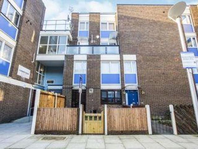3 Bedrooms Maisonette for sale in Grove Road, London E3