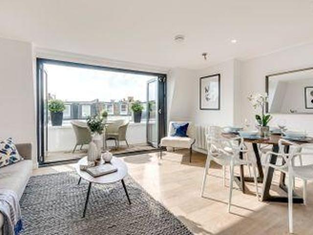 3 Bedrooms Maisonette for sale in Halford Road, Fulham, London SW6