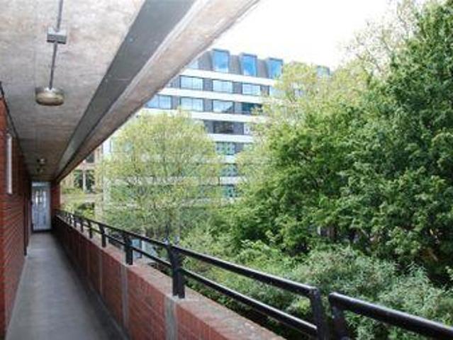 3 Bedrooms Maisonette for sale in Steadman Court, Old Street, Old Street EC1V