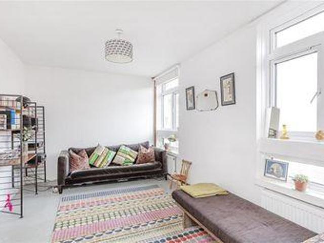 3 Bedrooms Maisonette for sale in Ravenscroft Street, London E2