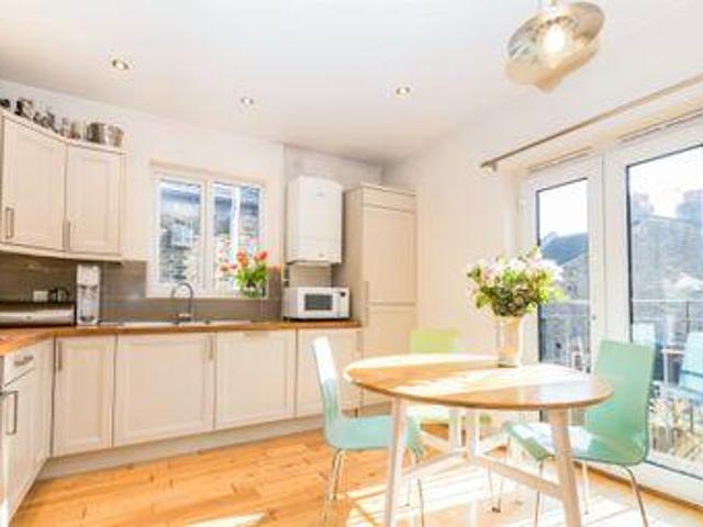 3 Bedrooms Maisonette for sale in Treport Street, London SW18