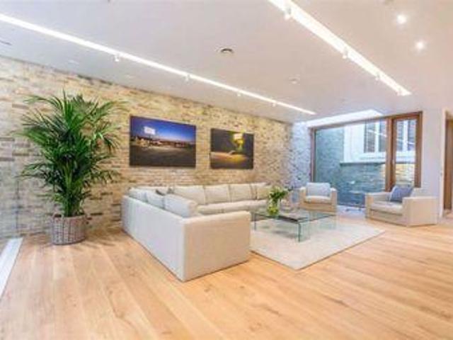 3 Bedrooms Mews house for rent in Bingham Place, Marylebone, London W1U