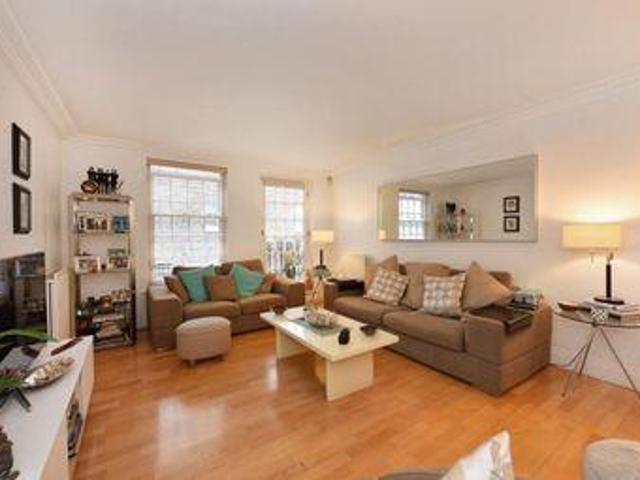 3 Bedrooms Mews house for rent in Montagu Mews North, London W1H