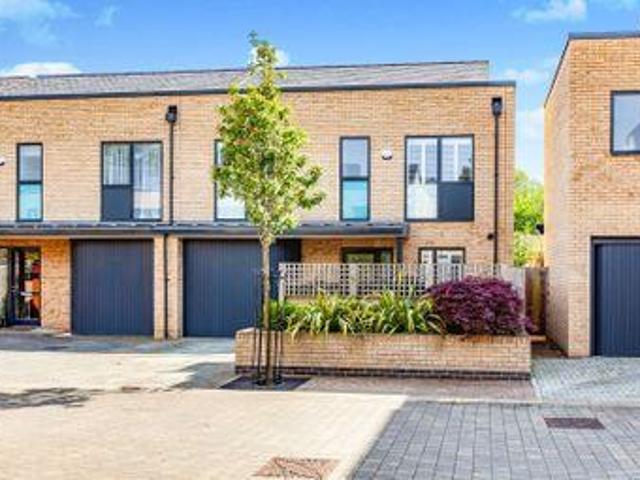 3 Bedrooms Mews house for sale in Cliveden Gages, Maidenhead SL6