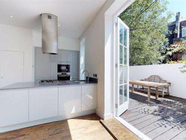 3 Bedrooms Mews house for sale in Victoria Mews, London NW6