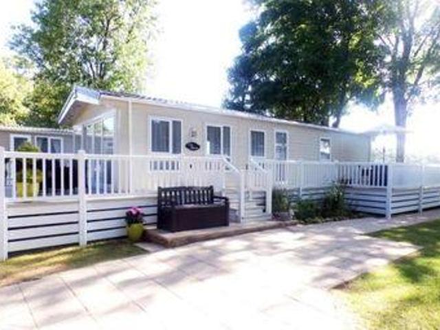 3 Bedrooms Mobile/park home for sale in Woodlands Hall, Ruthin LL15