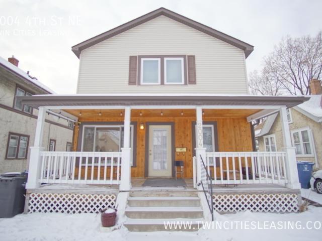 3 Bedrooms on Top Level w/ Full Bath Built in 2007