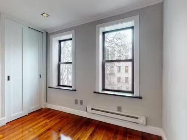 3 Bedrooms at East 6th Street for $7,250 by Steve Treharne Jones